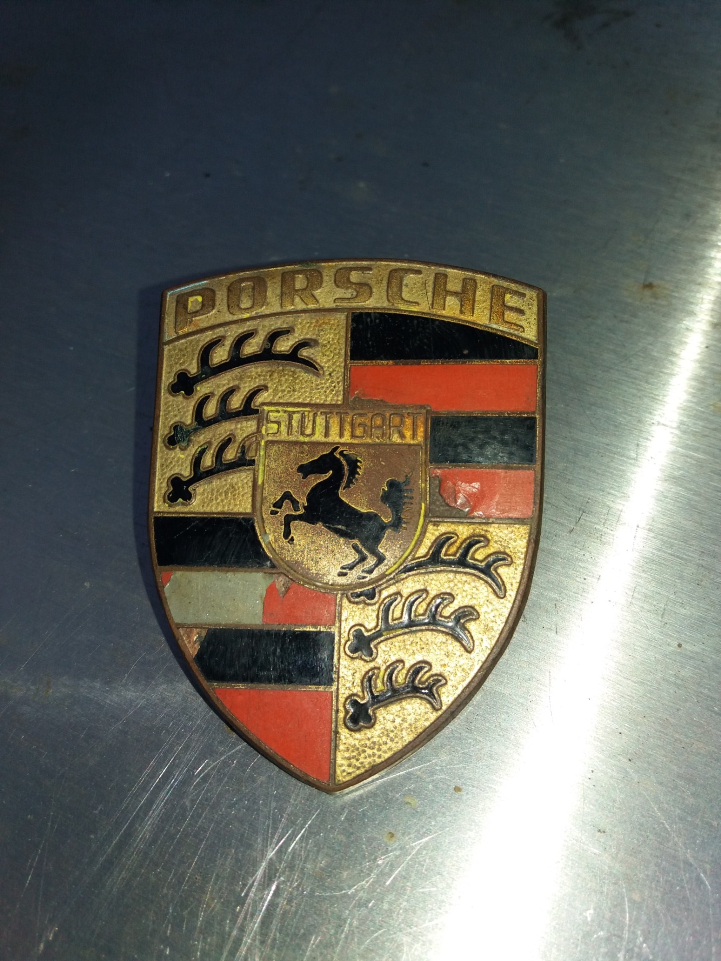porsche 911 embleem