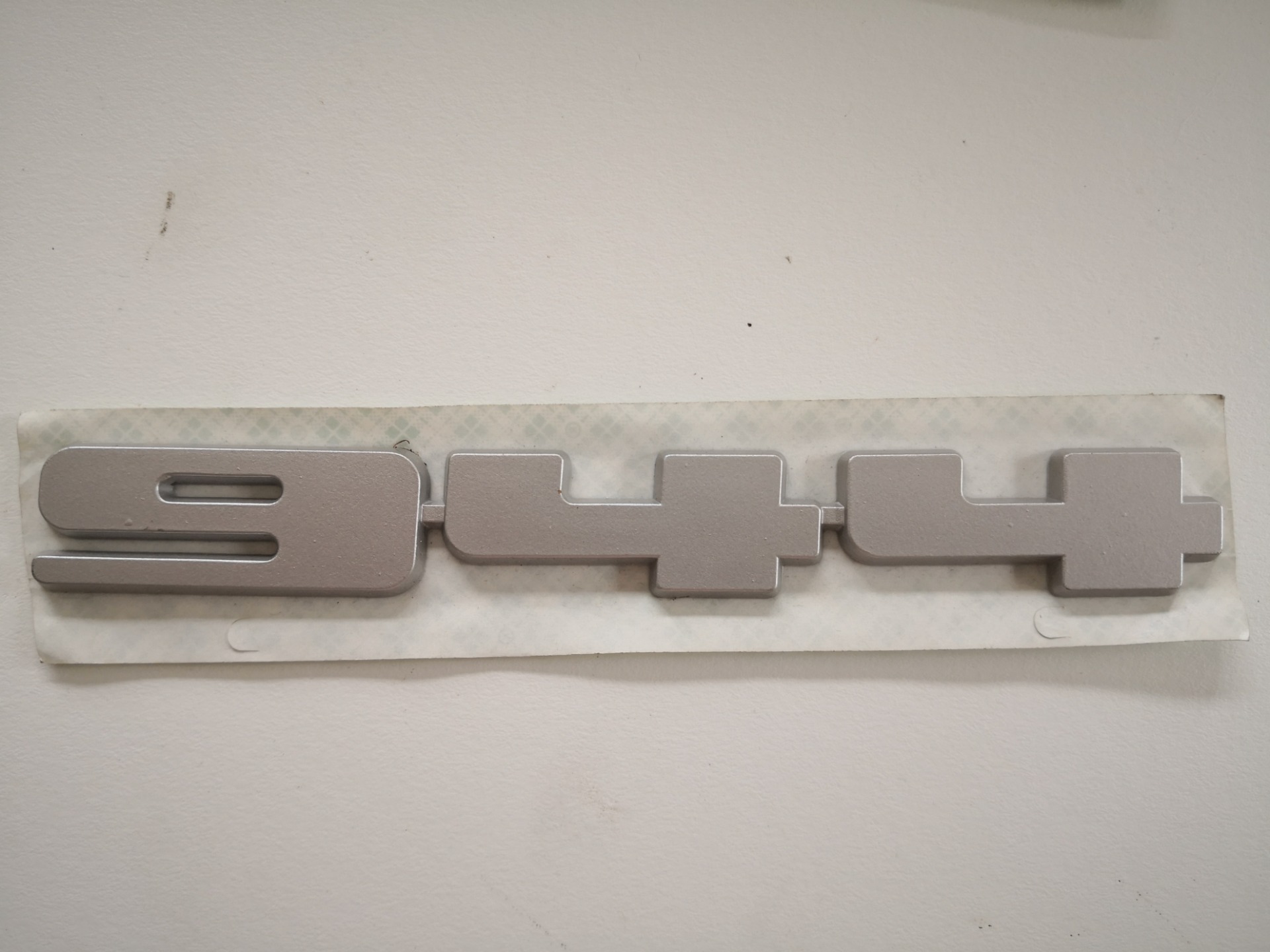 Porsche 944 logo 94455919301