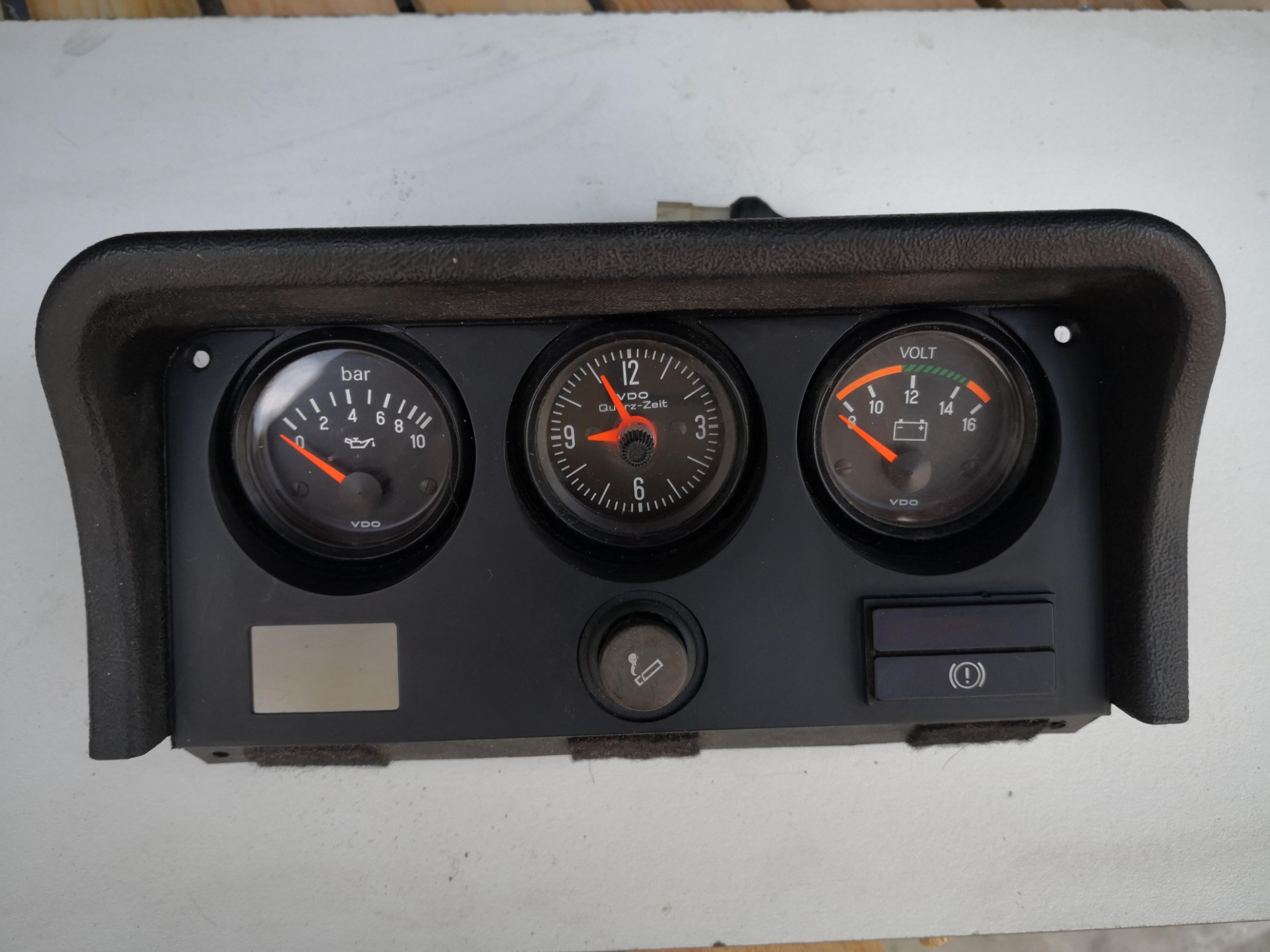 porsche 924/944 middenconsole instrumenten paneel